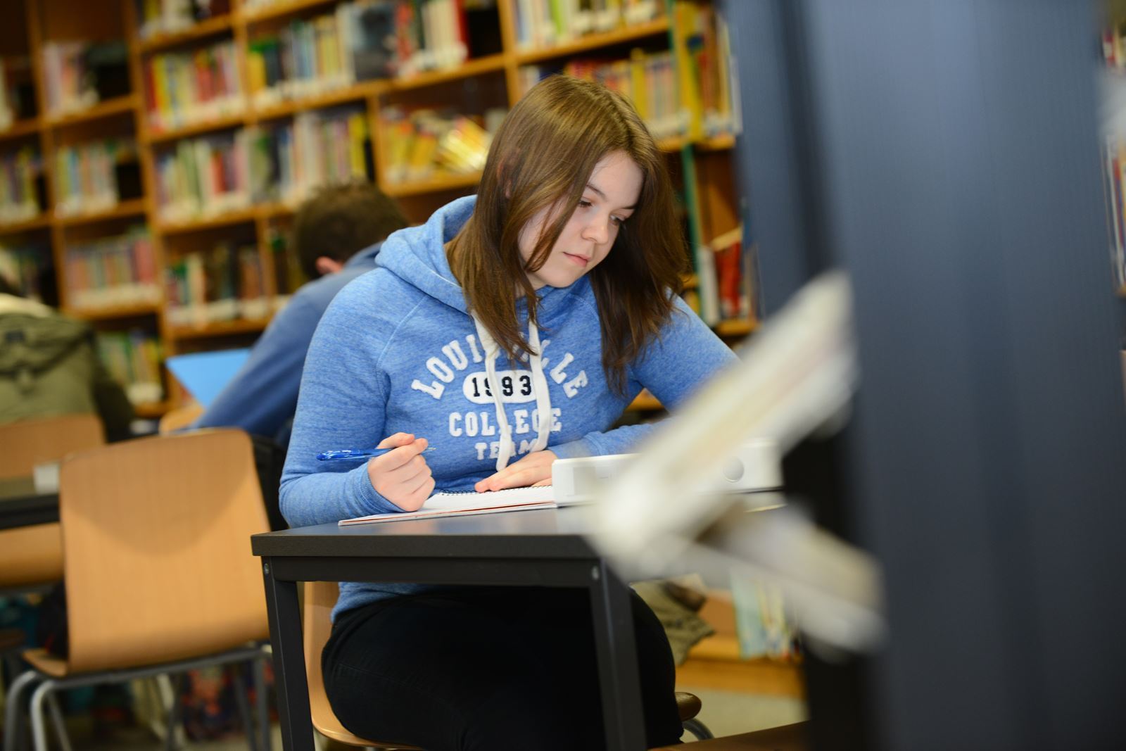 Students in the Library - ISF International School Frankfurt Rhein-Main