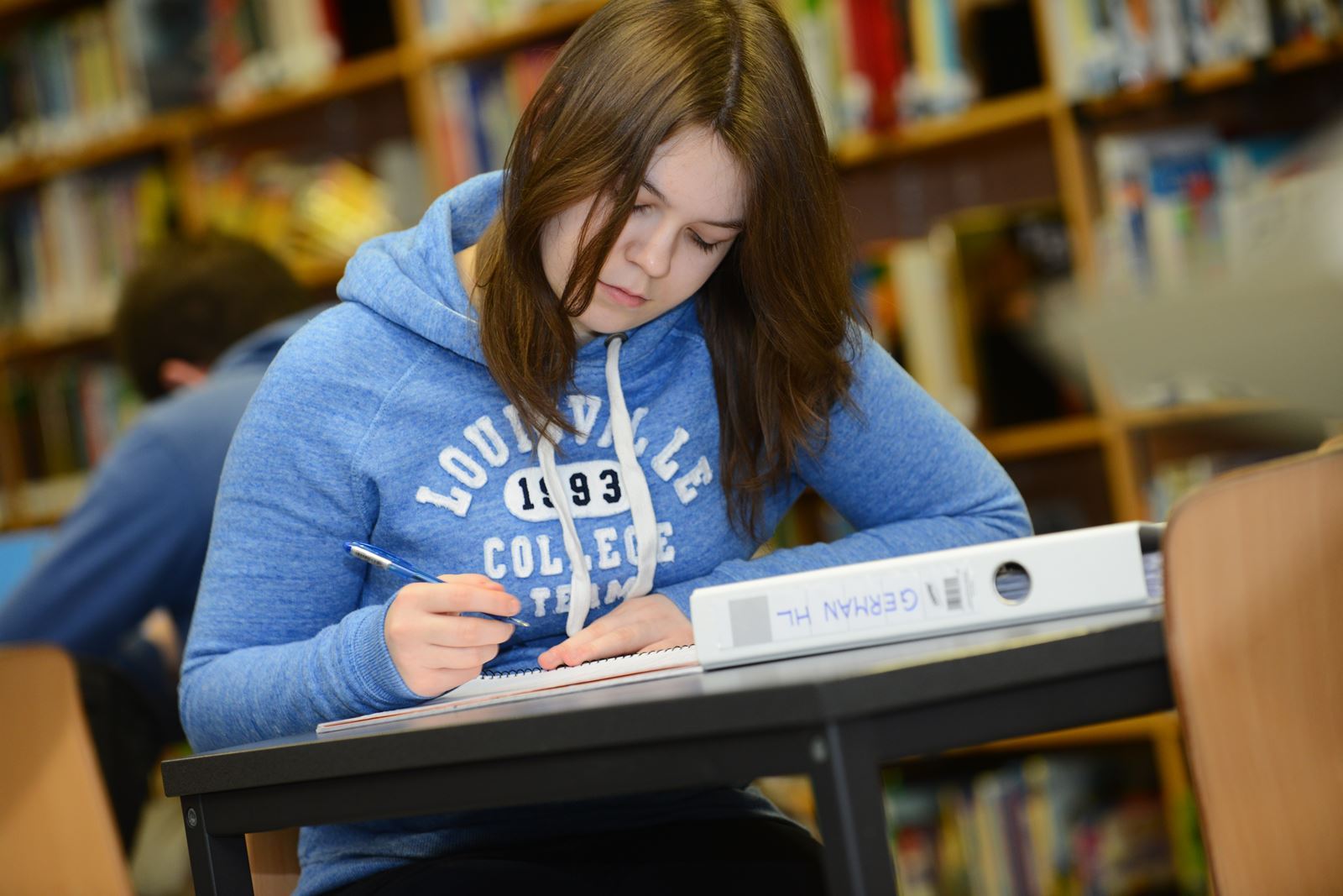 Students in the Library - ISF International School Frankfurt Rhein-Main